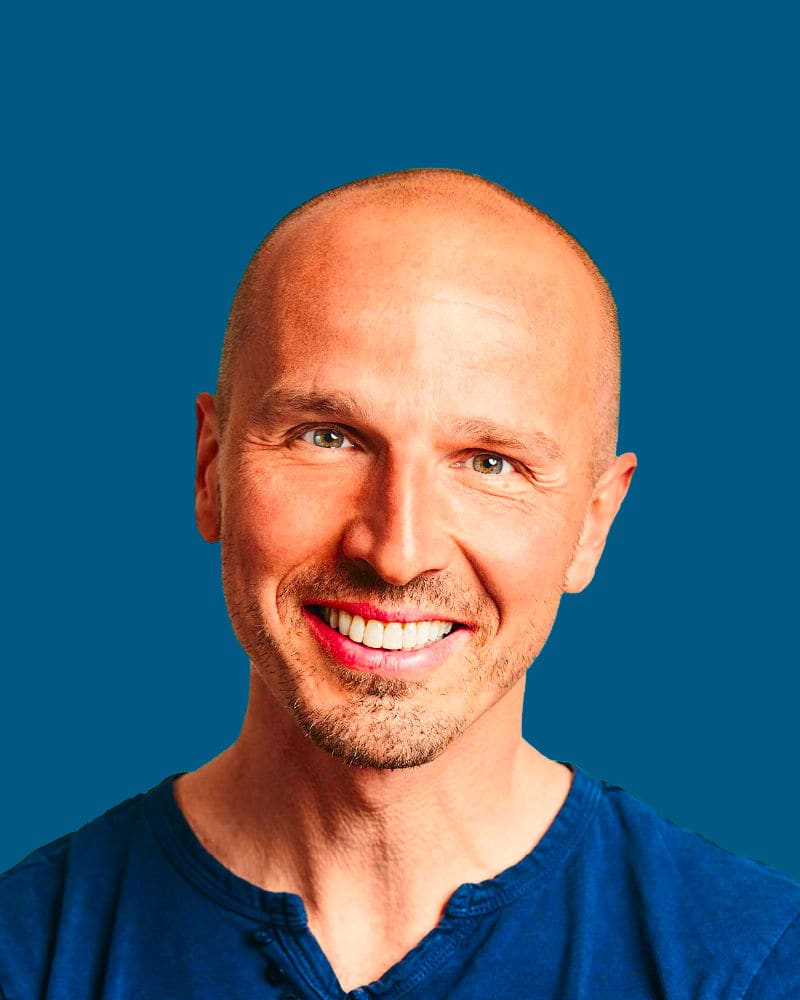 Chi è MARCO MONTEMAGNO e il perché del suo successo • QUOOTIP