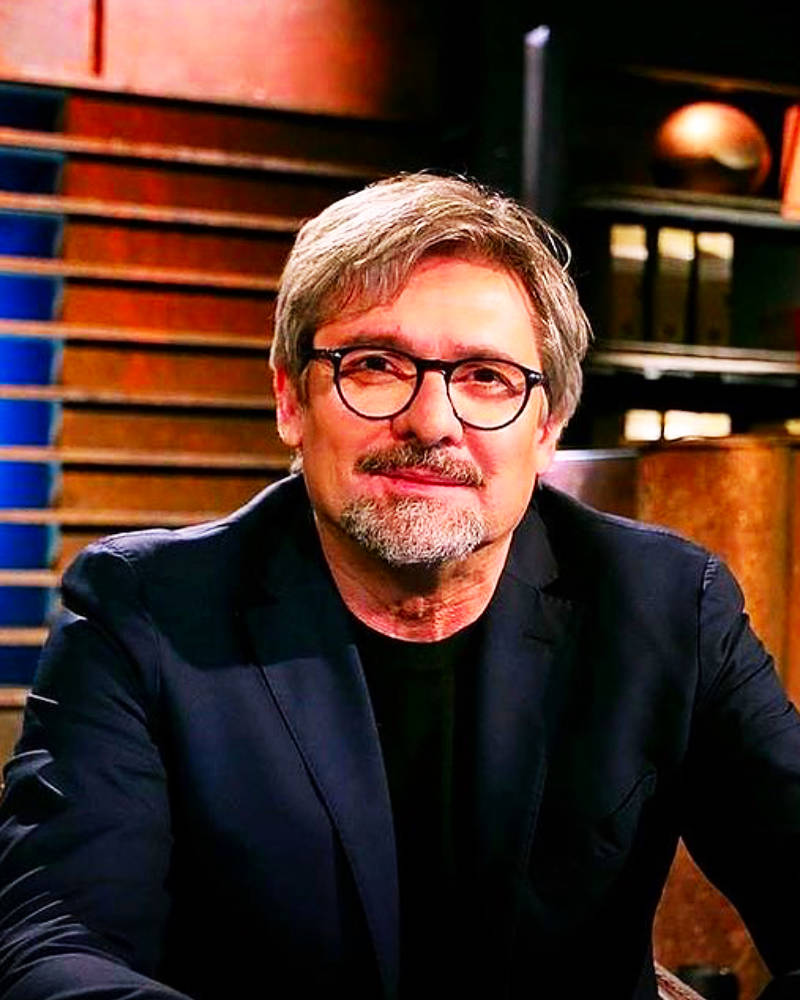 Chi è PINO RINALDI (Faking It e Detectives), il giornalista che ...